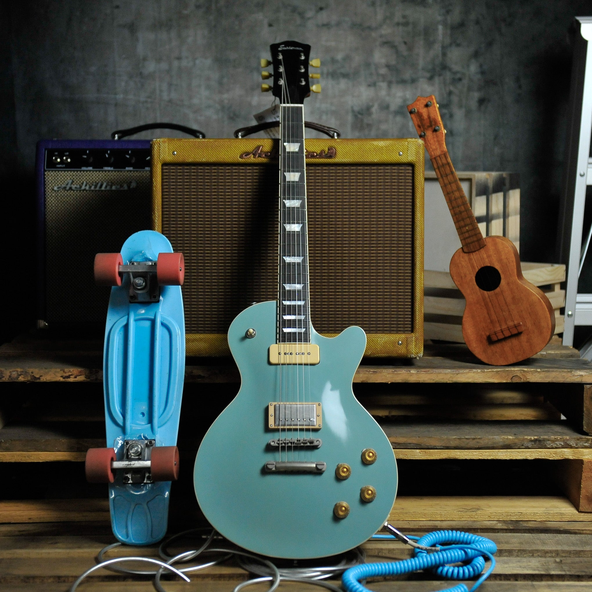 Eastman SB58/TV Limited Edition Solid Body Electric Guitar - Faded Blu ...