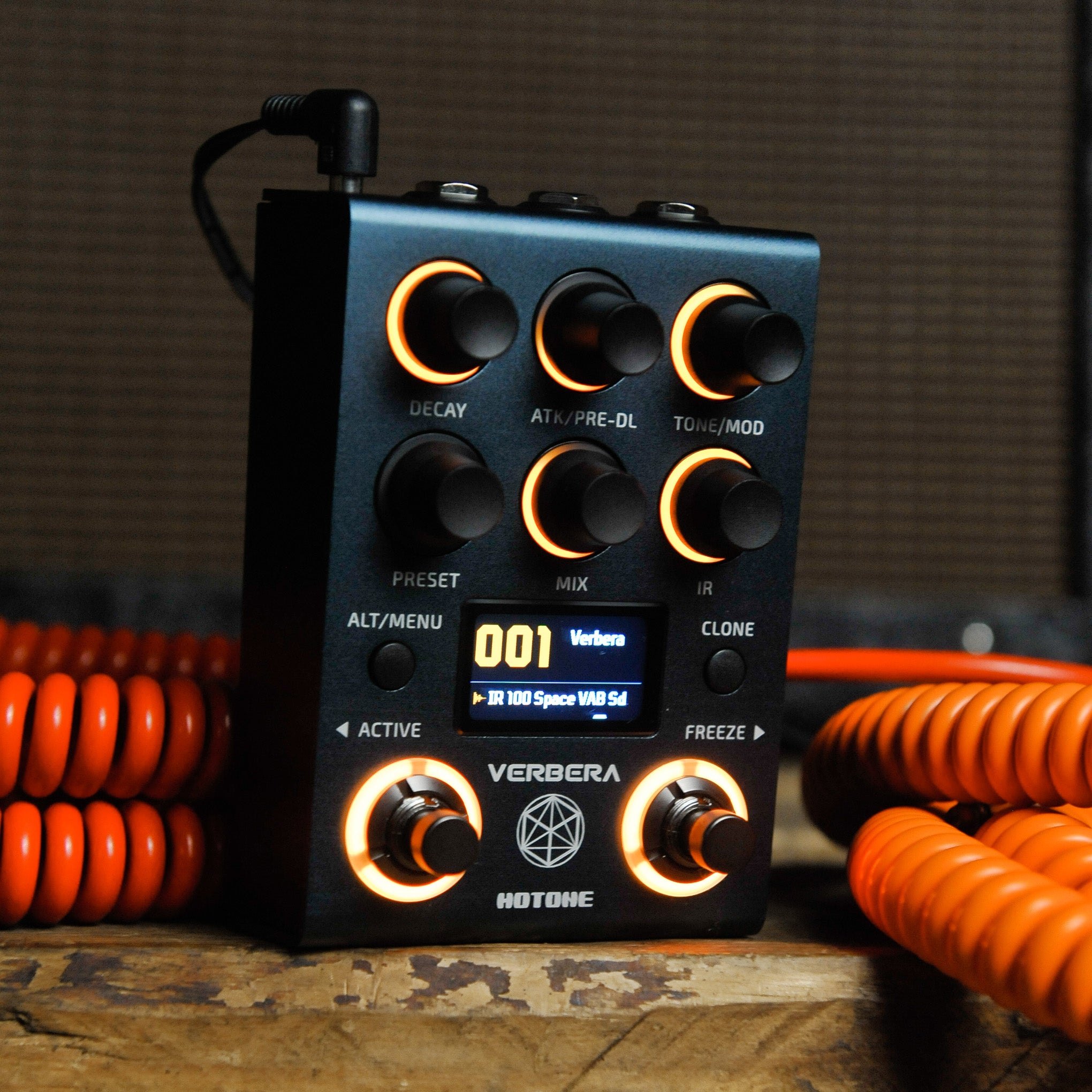 Hotone Verbera Convolution Reverb Clone Pedal – Gladesville Guitar Factory