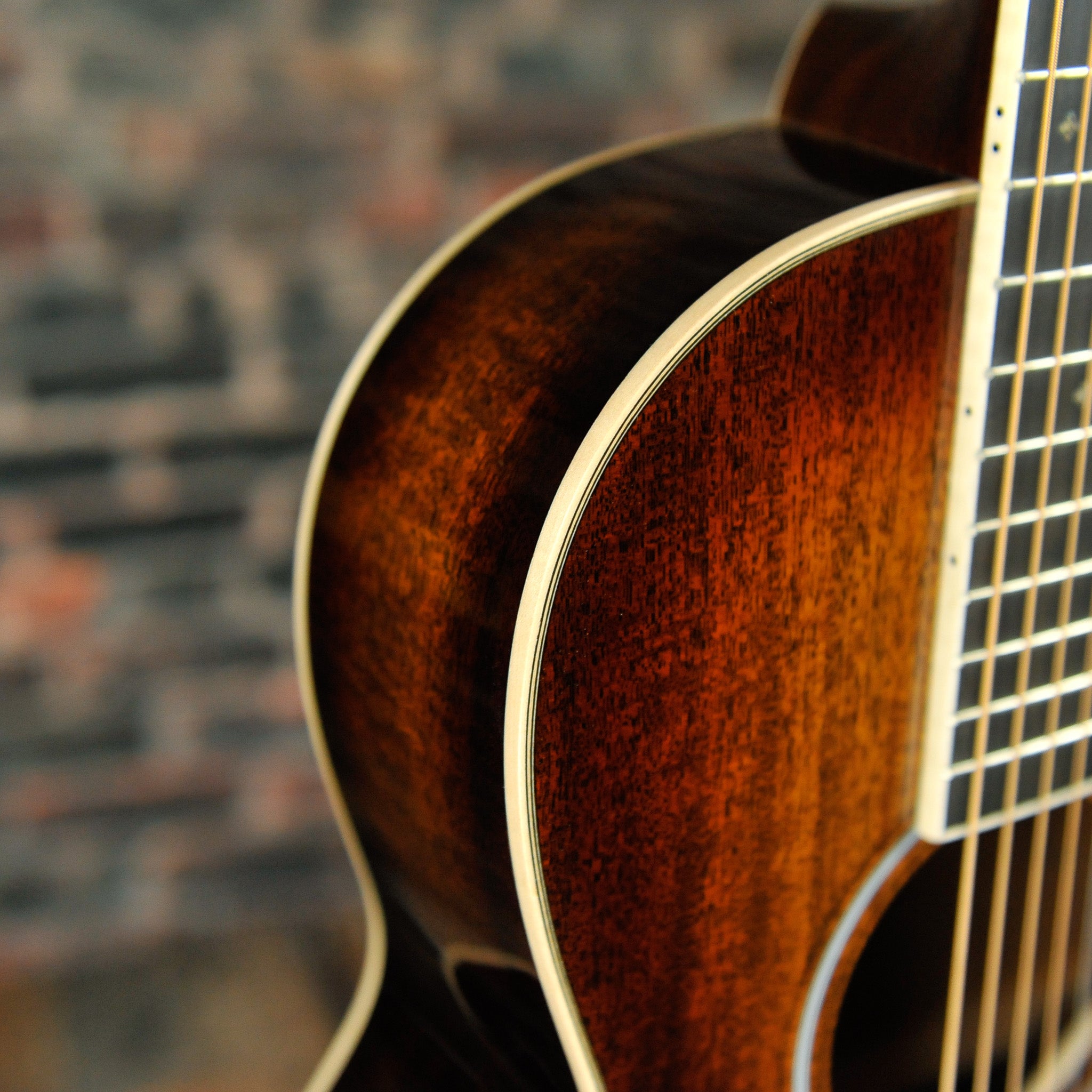 Martin Custom Shop 00-12 Flamed Mahogany – Gladesville Guitar Factory