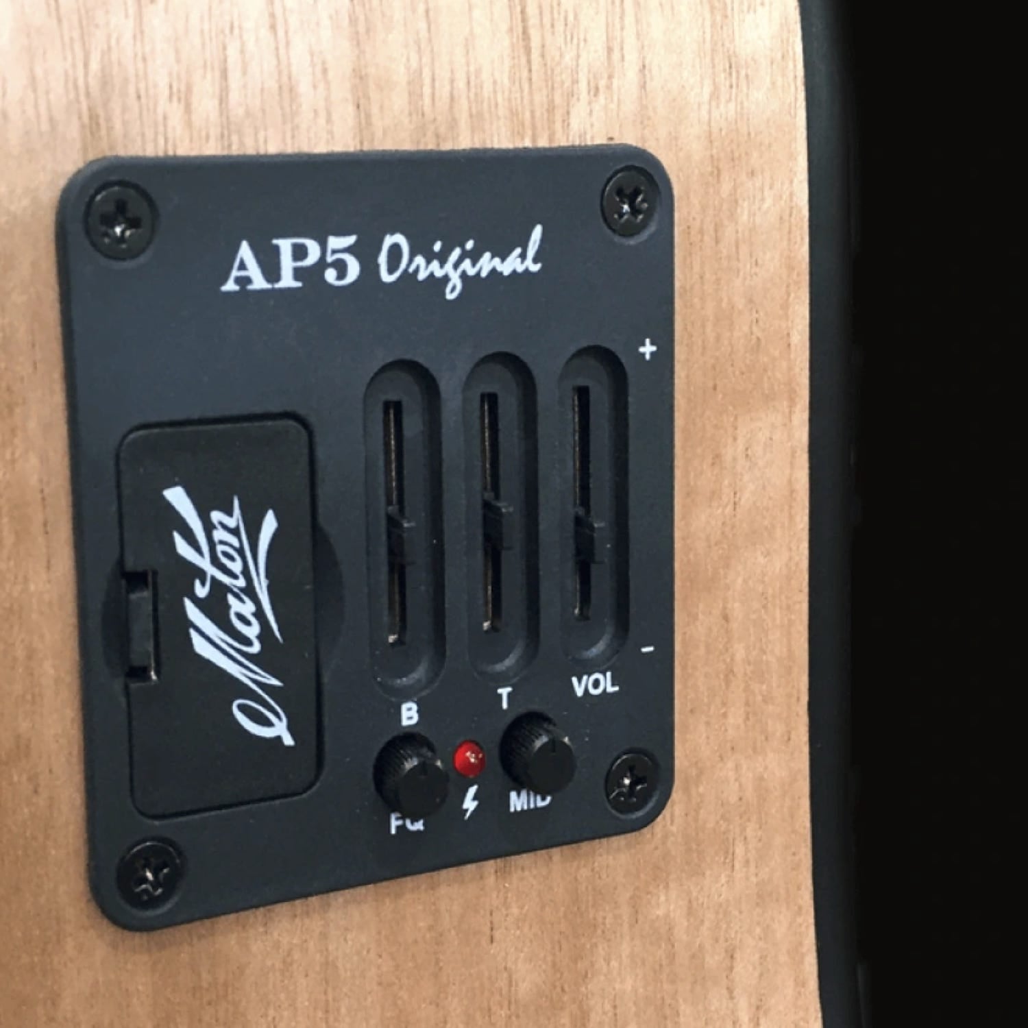 Maton AP5 Original Complete Pickup System – Gladesville Guitar Factory