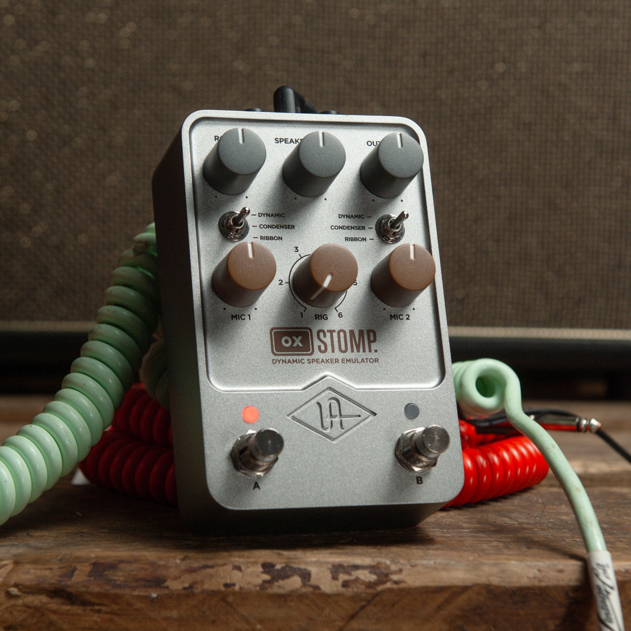 UAFX OX Stomp Dynamic Speaker Emulator – Gladesville Guitar Factory